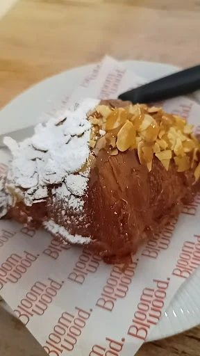 Bloomwood - Phone, Hour, Reservations